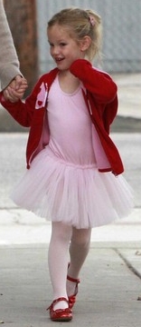 Violet Affleck picture