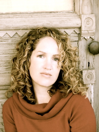 Becca Fitzpatrick image