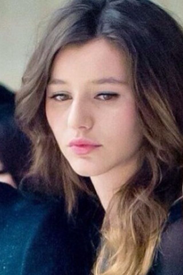 Eleanor Calder