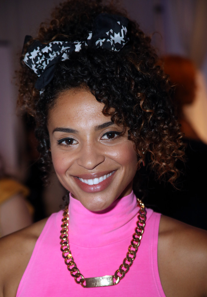 Erica Dickerson picture