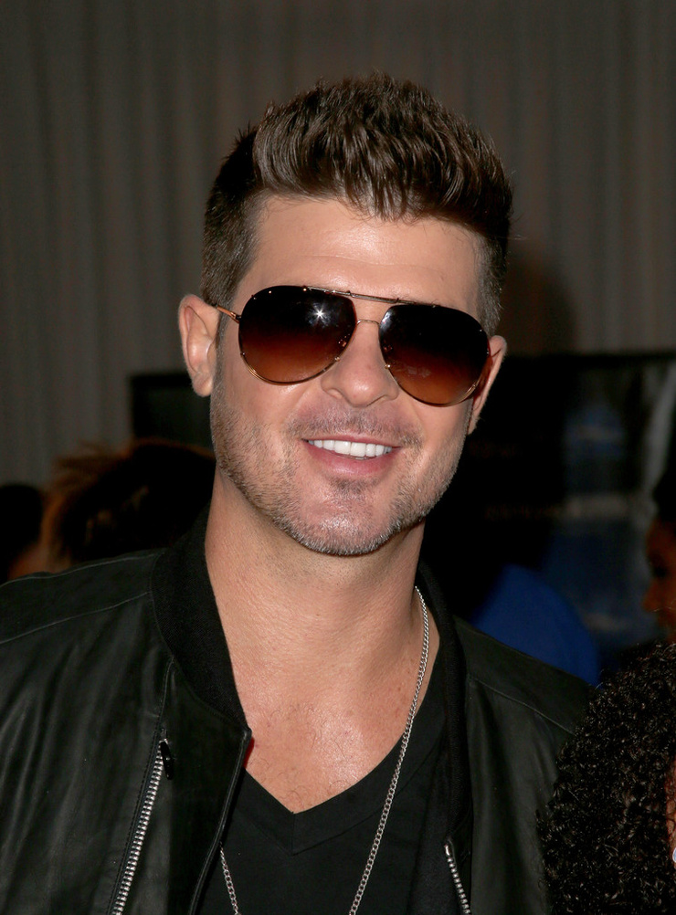 Picture of Robin Thicke