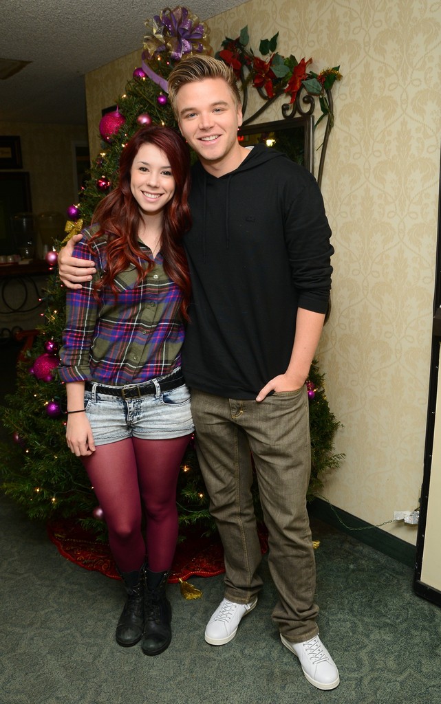 Picture of Brett Davern
