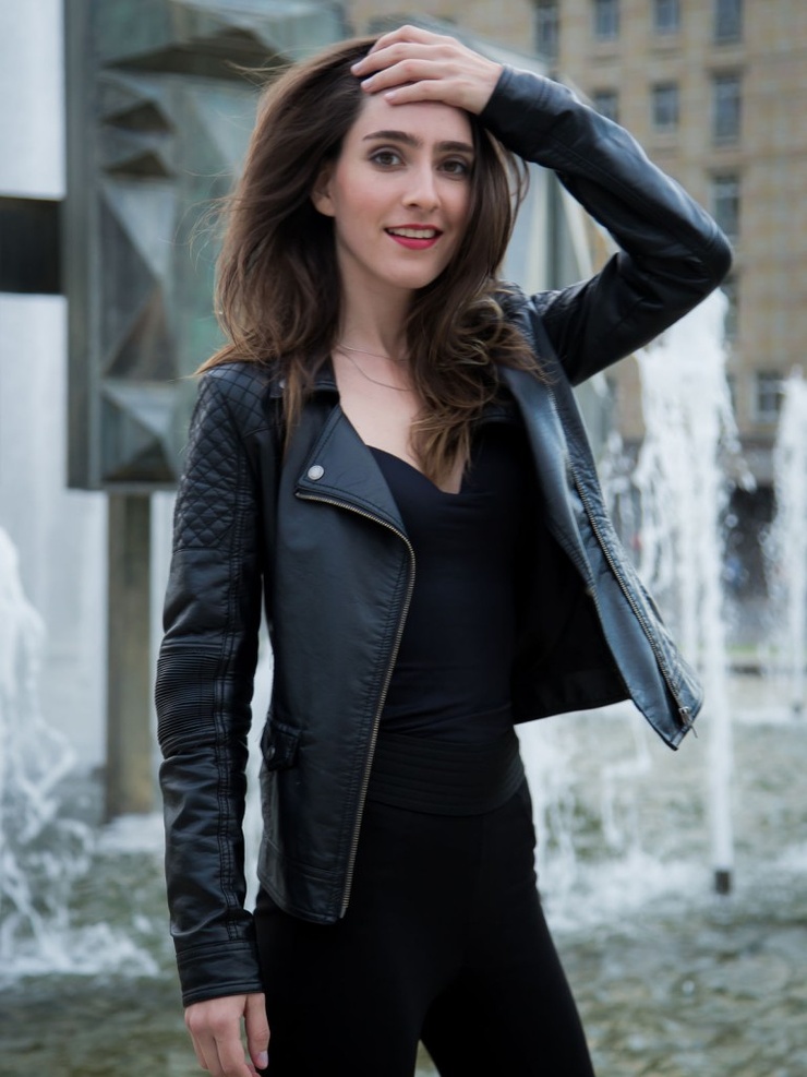 Picture of Larissa Offner