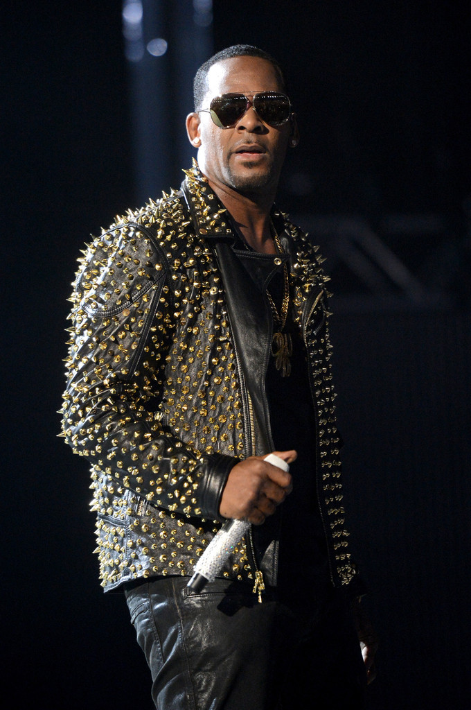 R. Kelly image