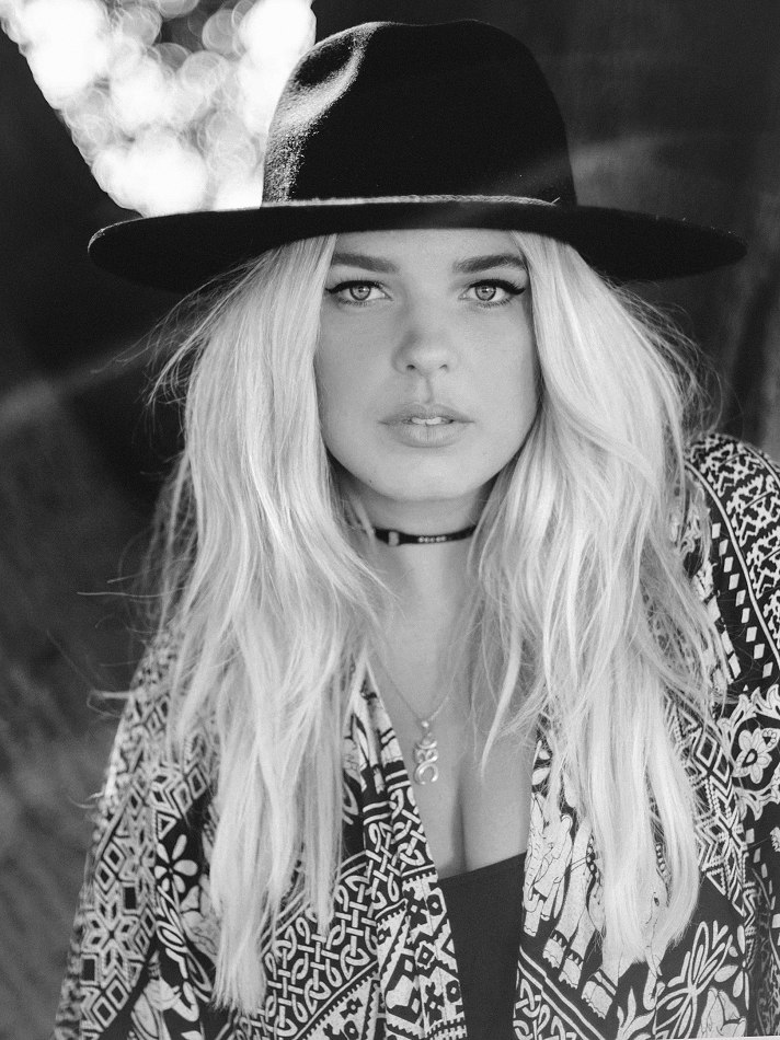 Ali Chanel picture