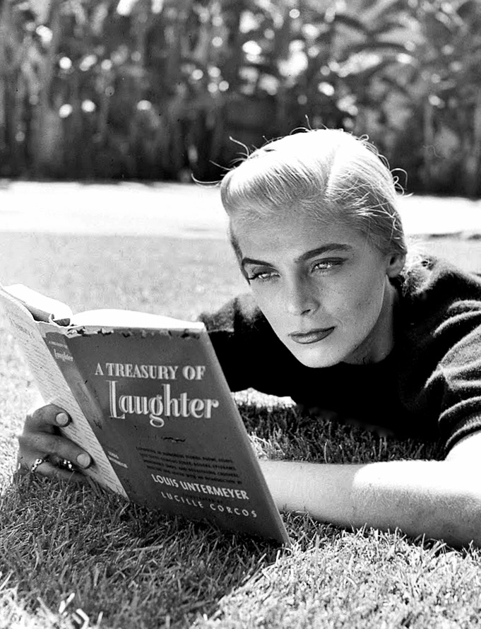 Lizabeth Scott image