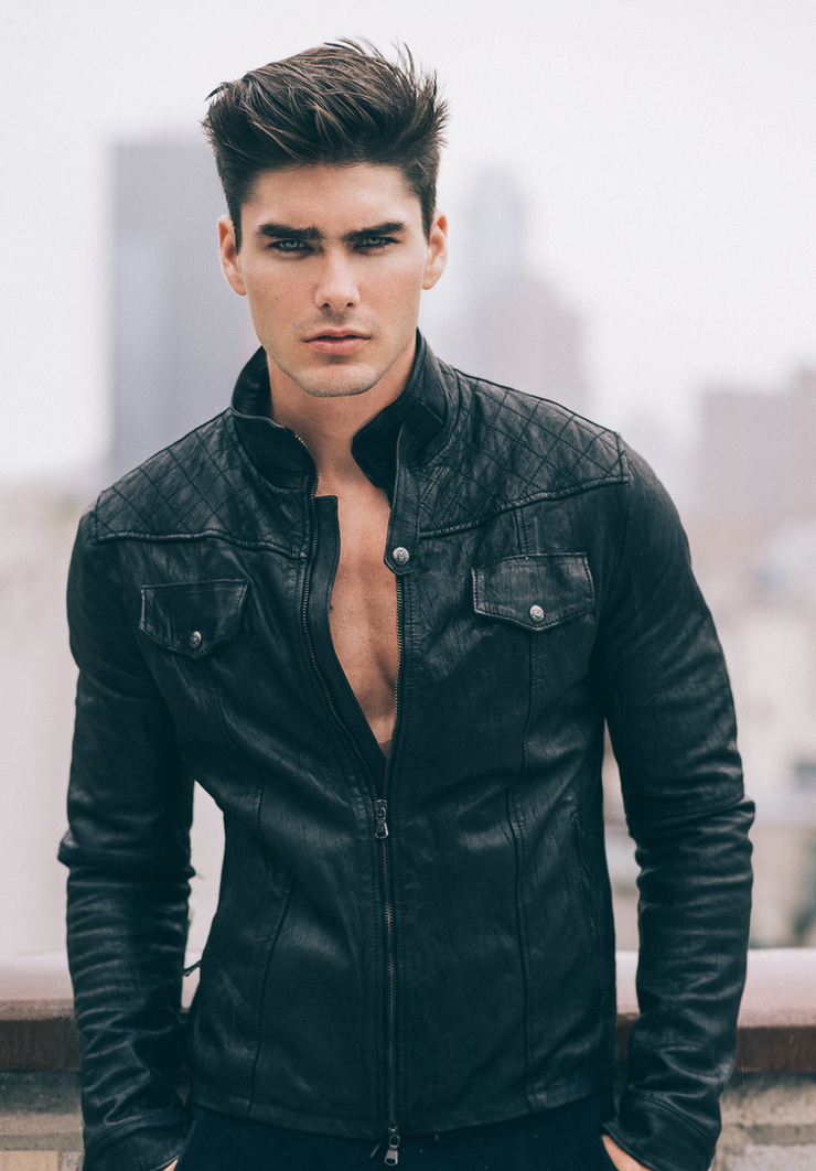 Picture of Charlie Matthews