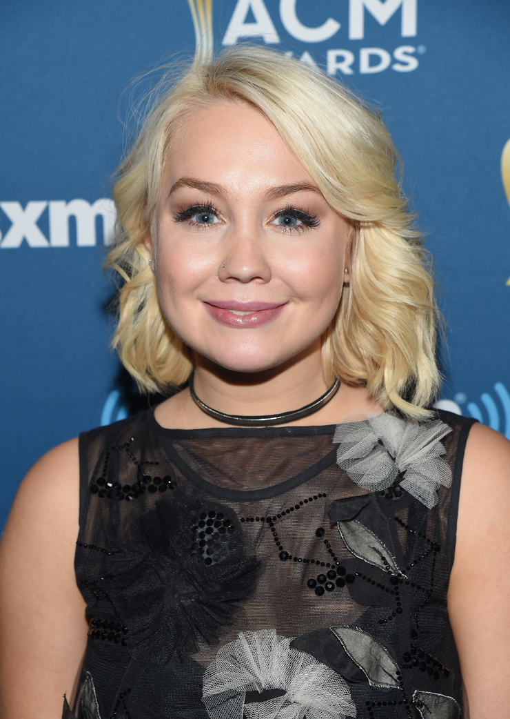 Picture of RaeLynn