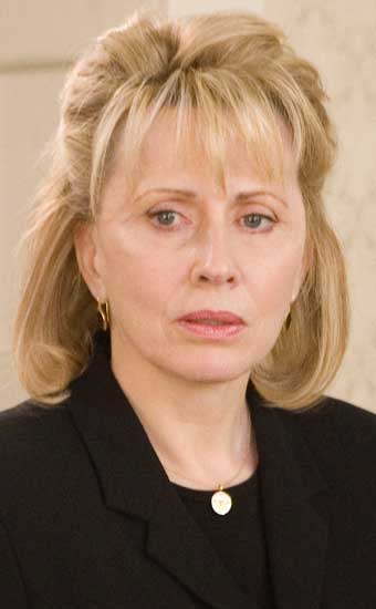 Kate Nelligan image