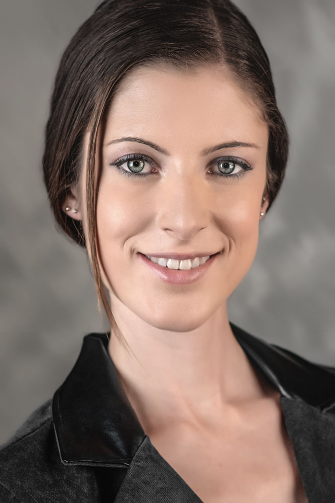 Picture of Anna Ross