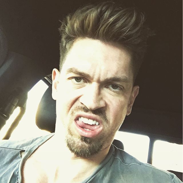 Image of Steve Howey