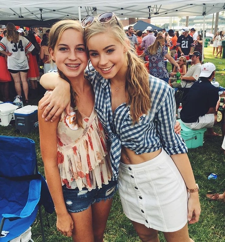 Alexa Robertson picture