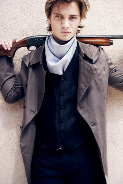 Picture of Luke Grimes