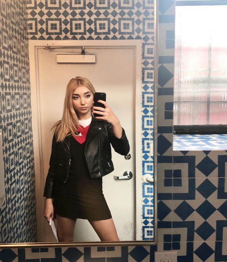 Picture of Jennessa Rose