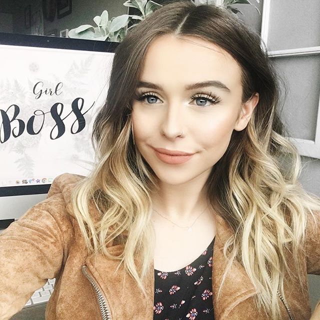 Acacia Brinley Blonde Hair
