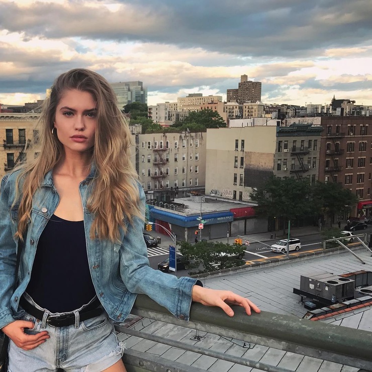 Picture of Alexandria Morgan.