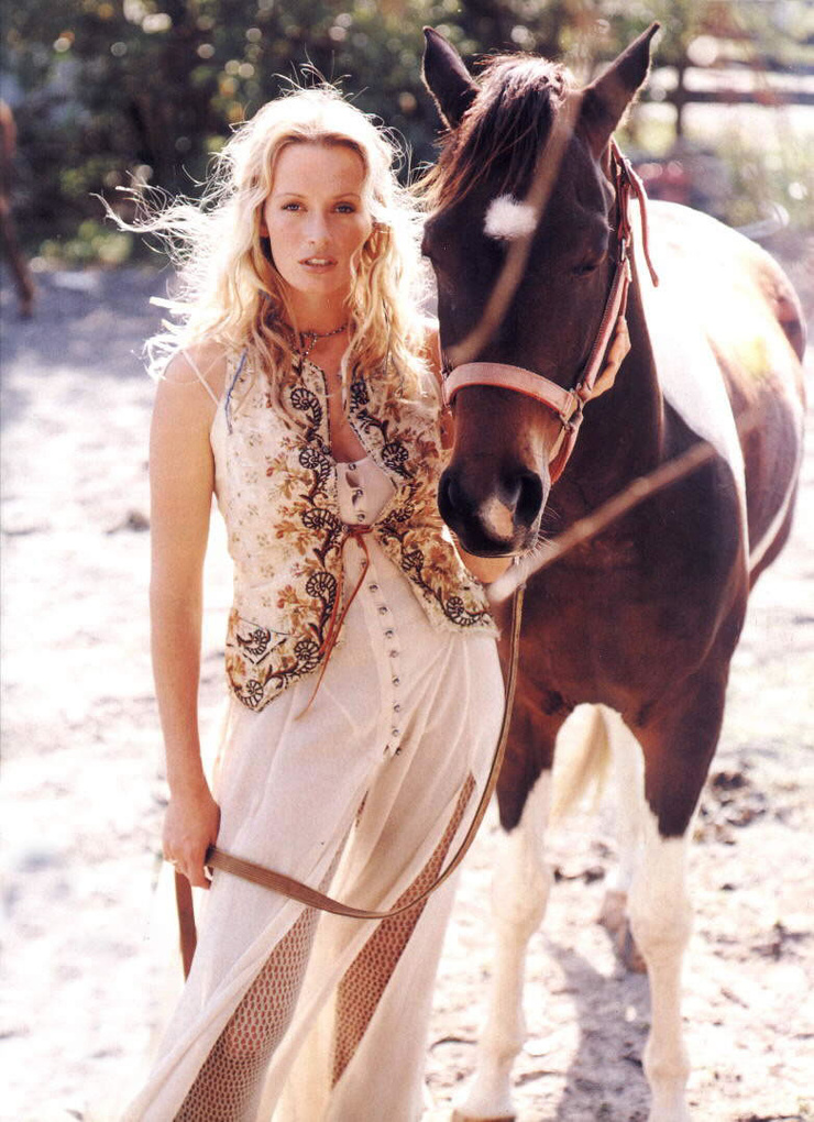 Picture of Estelle Lefébure