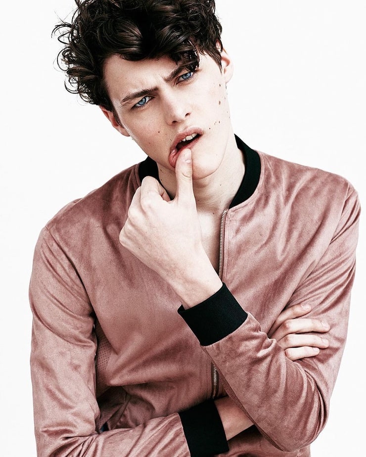 Picture of Darwin Gray