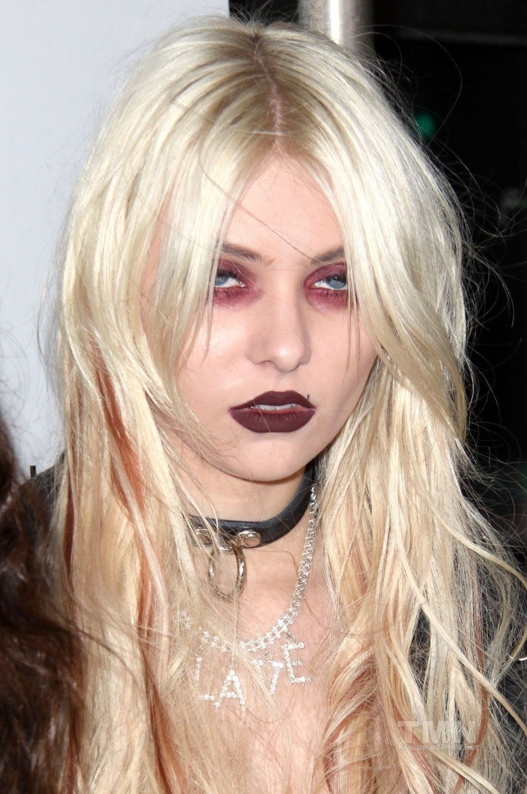 Image of Taylor Momsen
