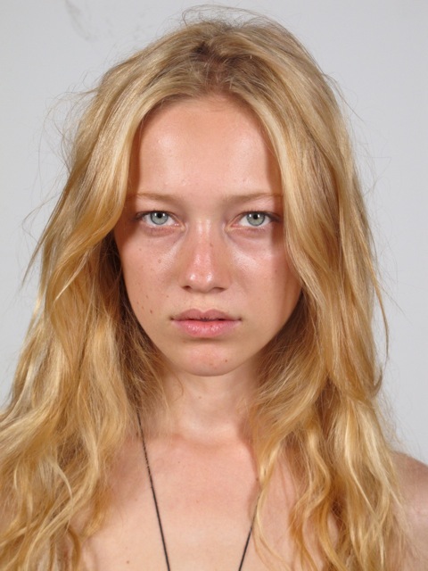 Picture of Zippora Seven