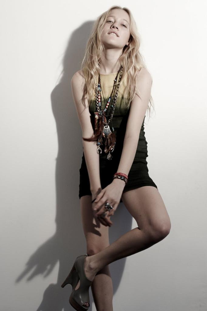 Picture of Zippora Seven