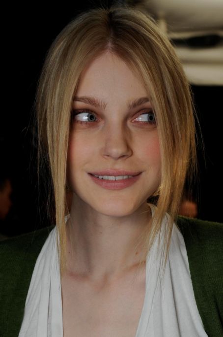 jessica stam