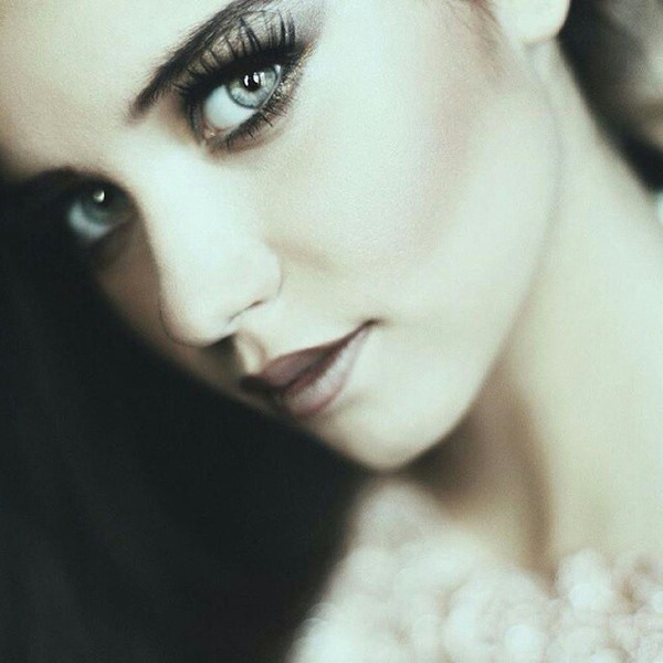 Picture of Afra Saraçoglu