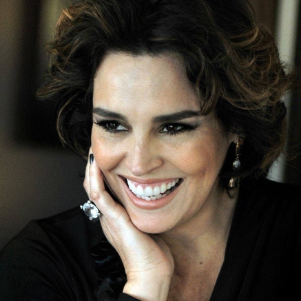 Picture of Suzy Rêgo