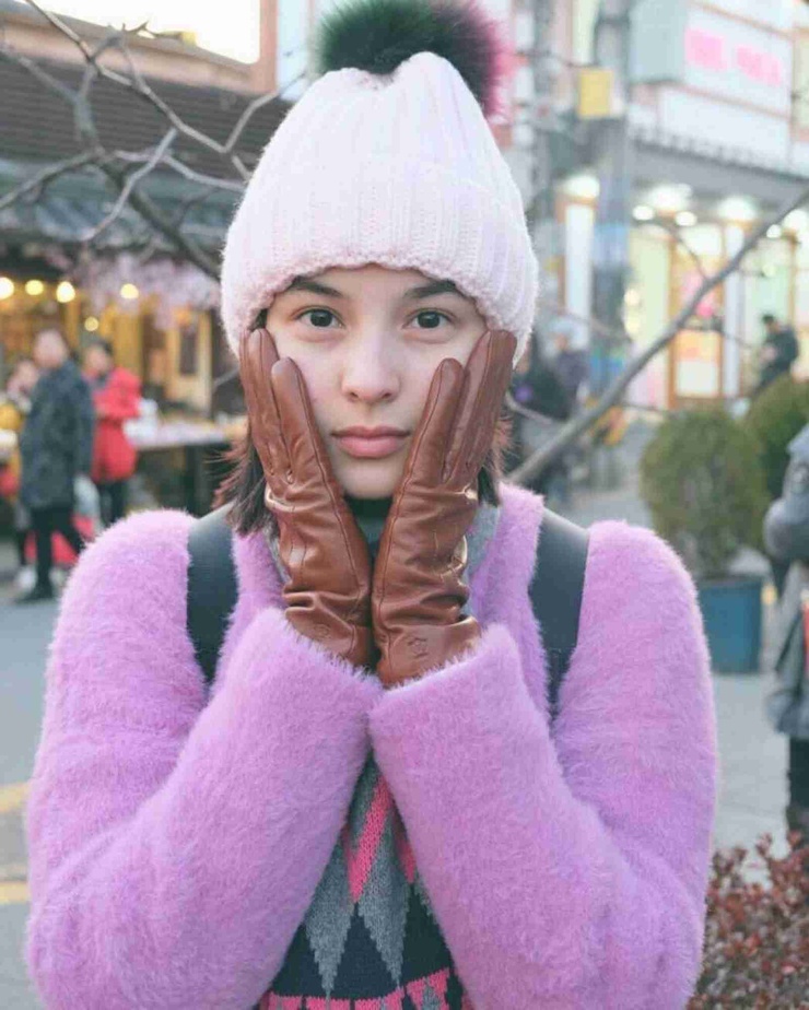 Picture of Chelsea Islan