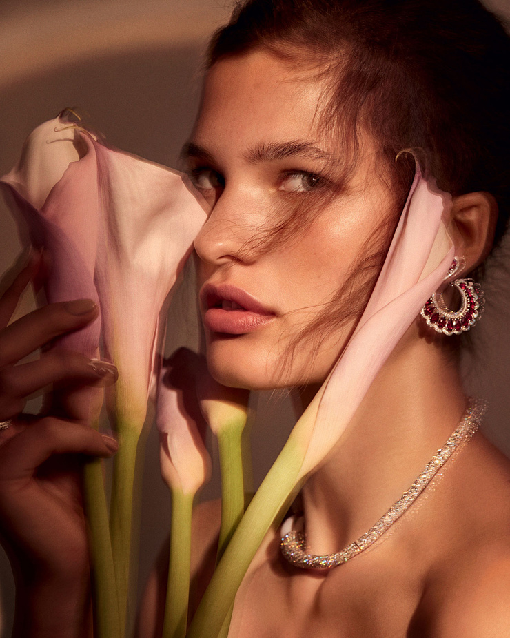 Picture of Julia van Os