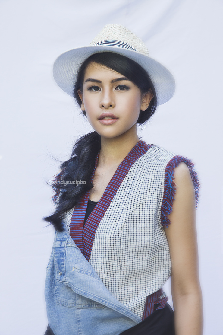 Picture of Maudy Ayunda