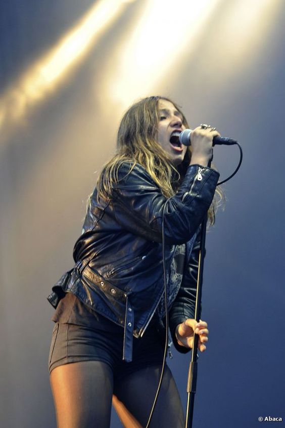 Picture of Izïa Higelin