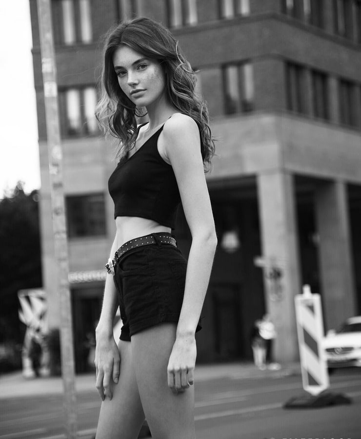 Picture of Celine Bethmann