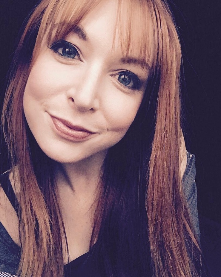 Lisa Foiles image