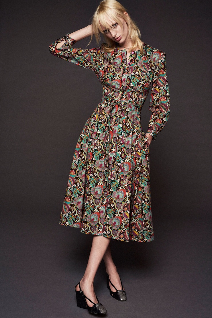 Picture of Lili Sumner