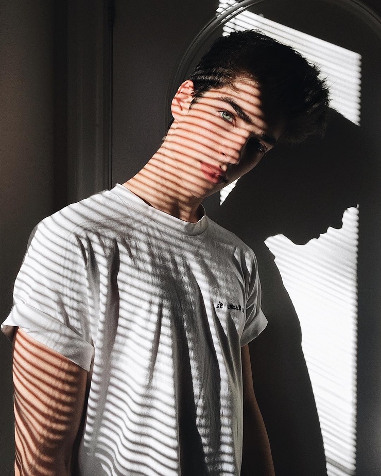 Picture of Manu Rios