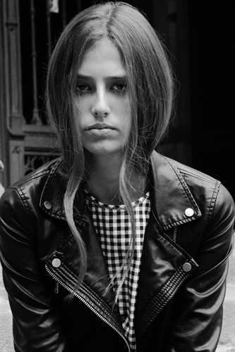 Picture of Nora Vara