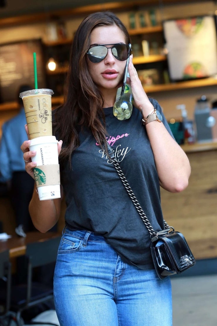 Jessica Shears picture