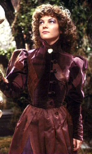 Picture of Sarah Sutton