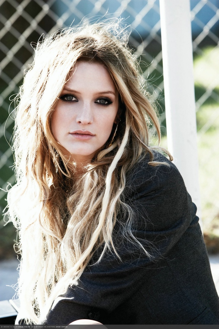Picture of Ashlee Simpson
