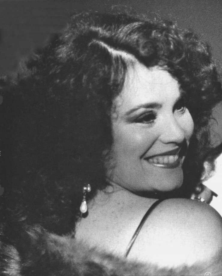 Regina Duarte picture