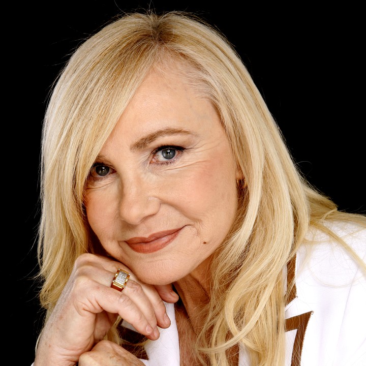 Picture of Michele Torr