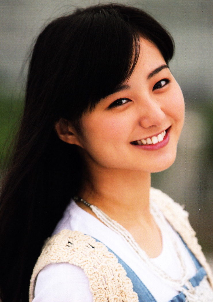 Hina Izumi (Character) - FamousFix