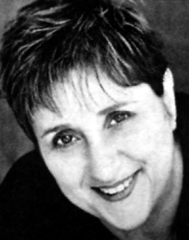 Susan Peretz headshot