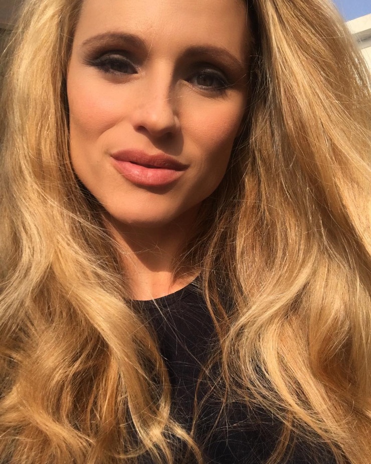 Picture of Michelle Hunziker