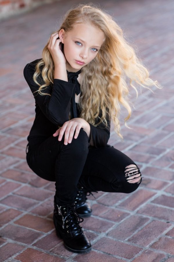 Listal - List the stuff you love! Movies, TV, music, games and books