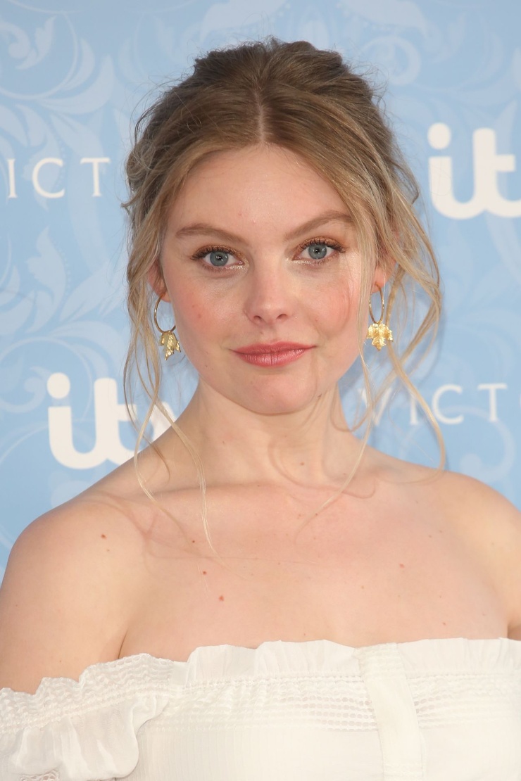 Picture of Nell Hudson