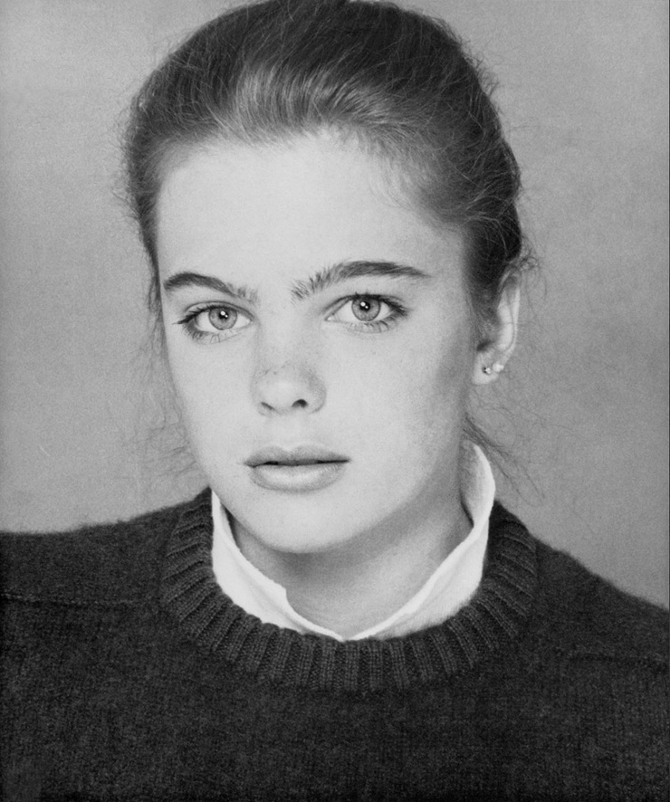 Picture of Erika Eleniak