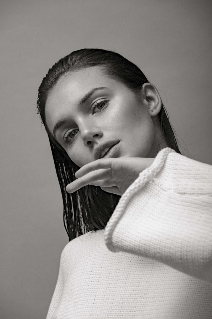 Picture of Hailey Outland