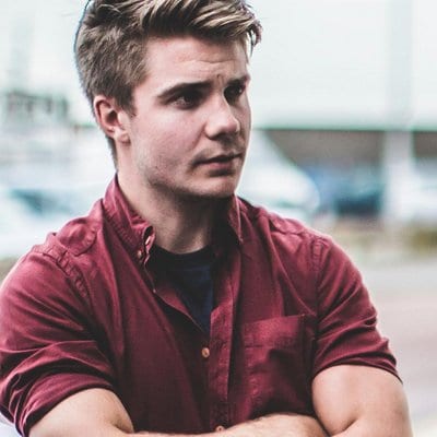 Picture of Greer Ellison